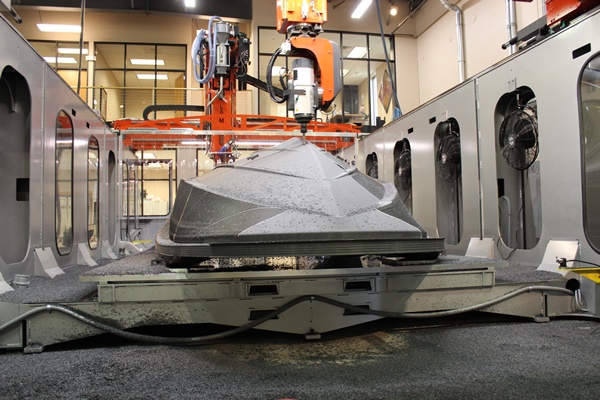 TAHOE Boats Newest Design Uses 3D LSAM Printed Tooling