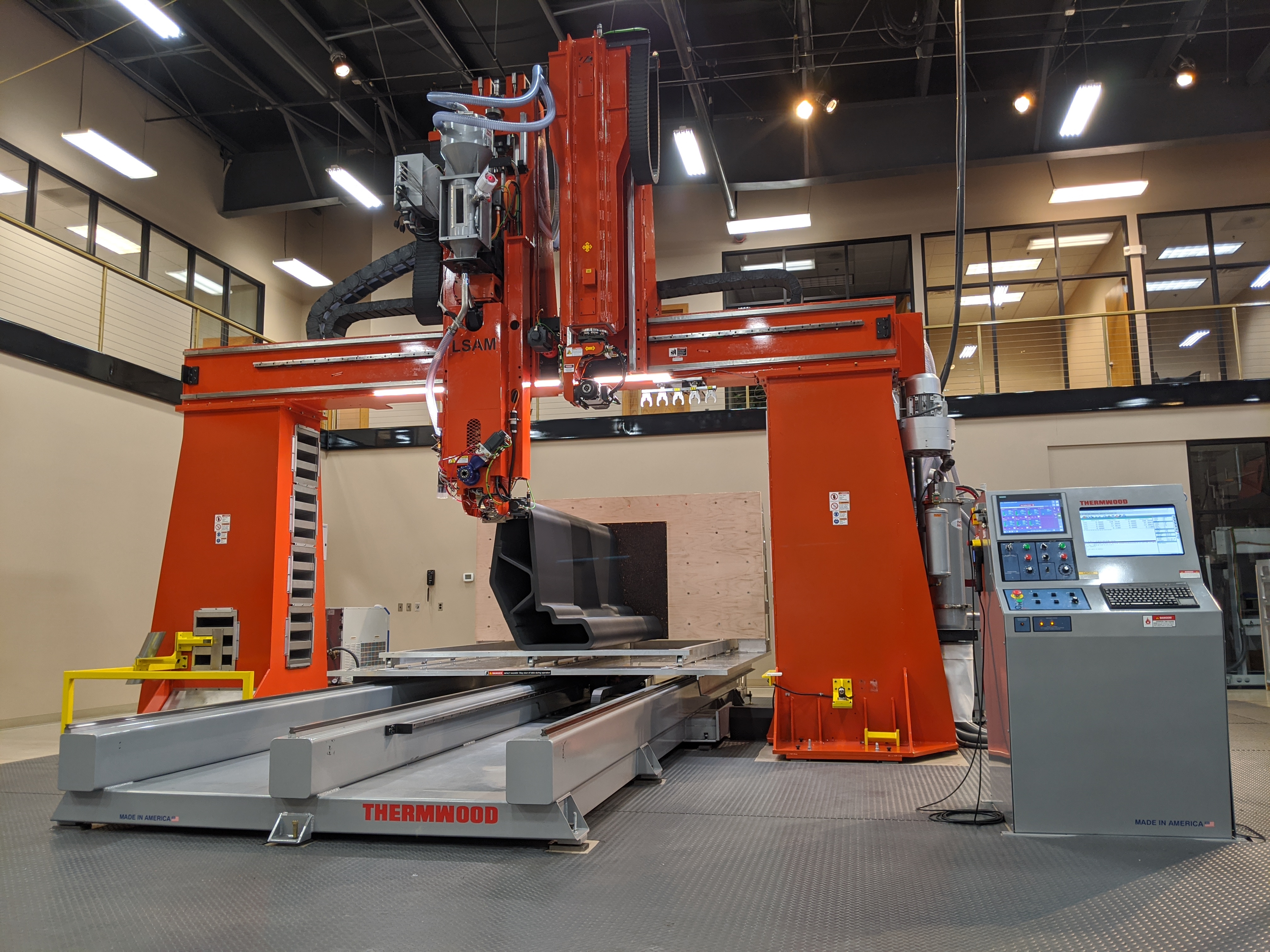 Watch a Thermwood LSAM MT VLP Print a High Temperature Part